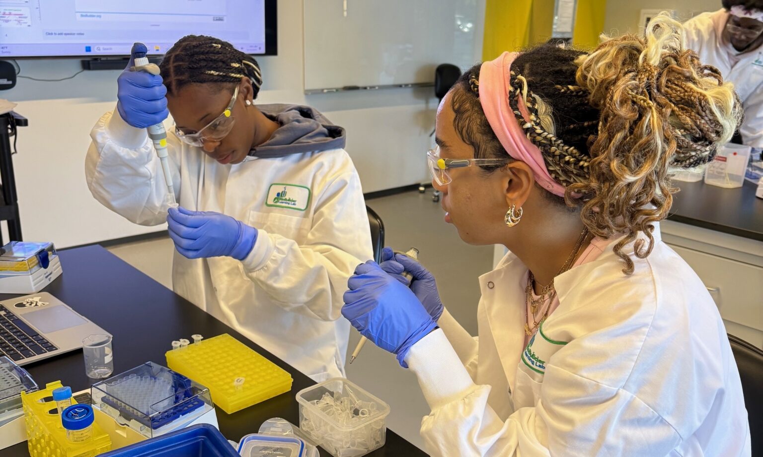 Advanced Biology students explore gene editing techniques - Beaver ...